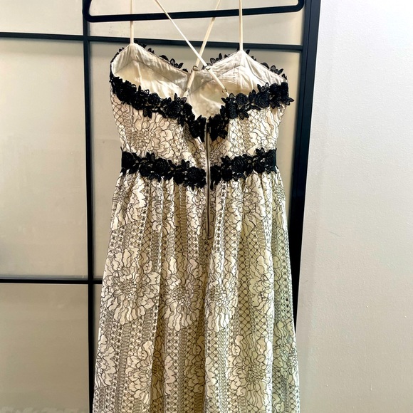 Anthropologie | Dresses | Eri Ali For Anthropoligie Artemisia Lace Midi ...